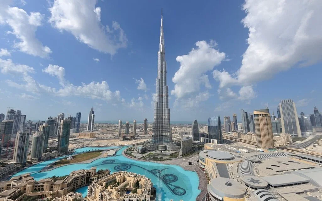 Top 10 Most Popular Buildings in The World | Bestkit Blog